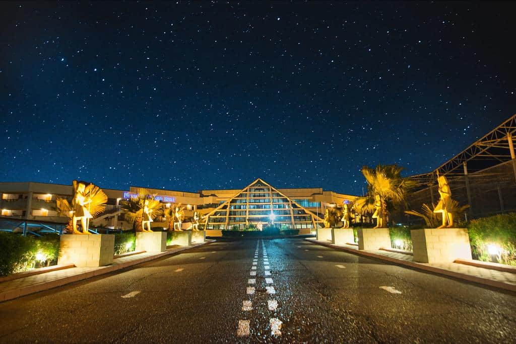 Pharaoh Azur Resort - دي زون: أكتشف وتسوق بمنطقتك أونلاين